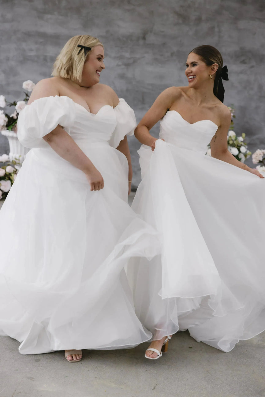 "It was the very first dress I tried on and I knew it was the one": Cl ...