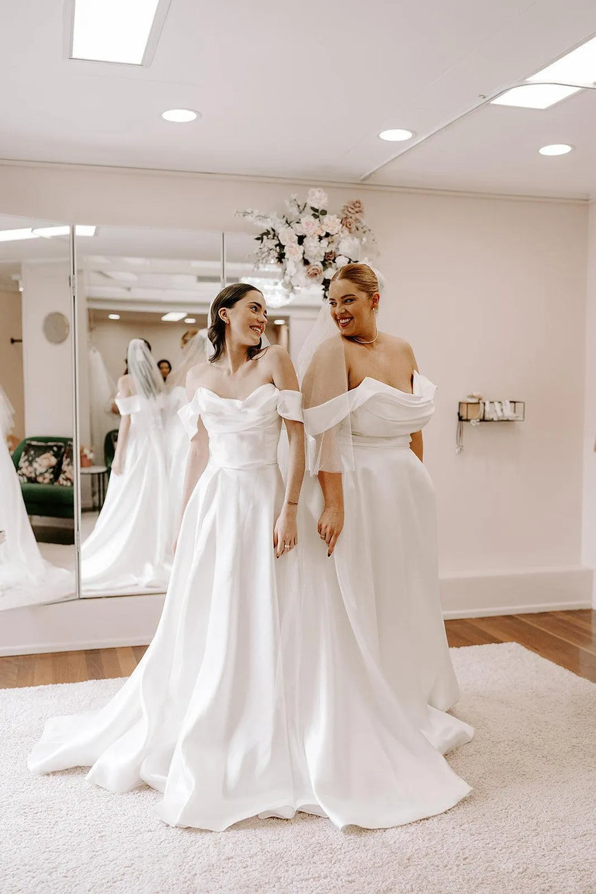 "It was the very first dress I tried on and I knew it was the one": Cl ...