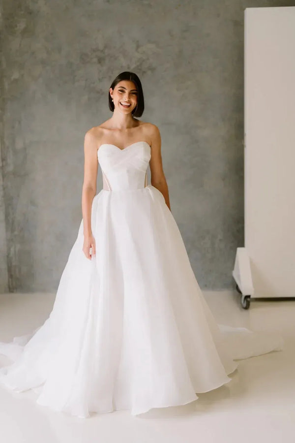 Chandra – White Lily Couture