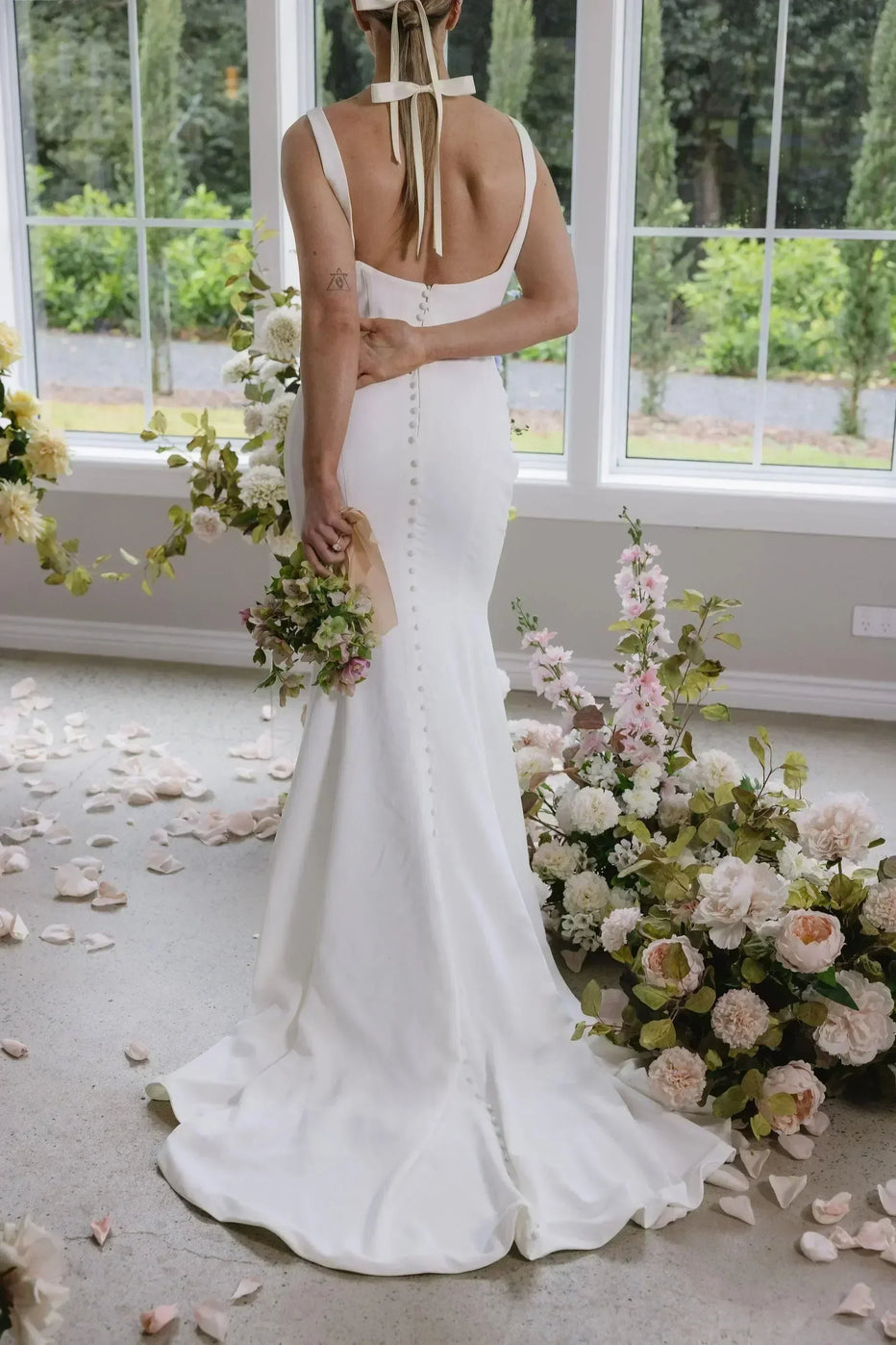 Arabella | Size 8 – White Lily Couture